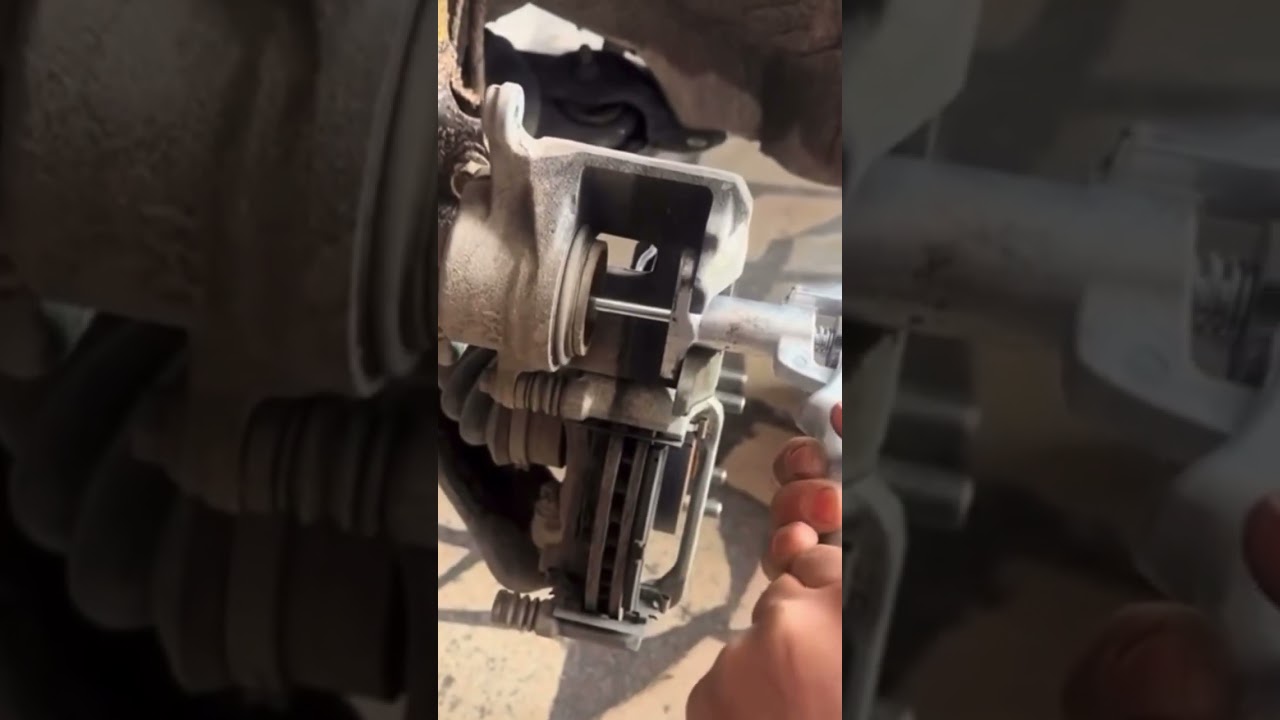 how to rebuild front brake calipers طريقه اصلاح مستر الفرامل الامامي ...