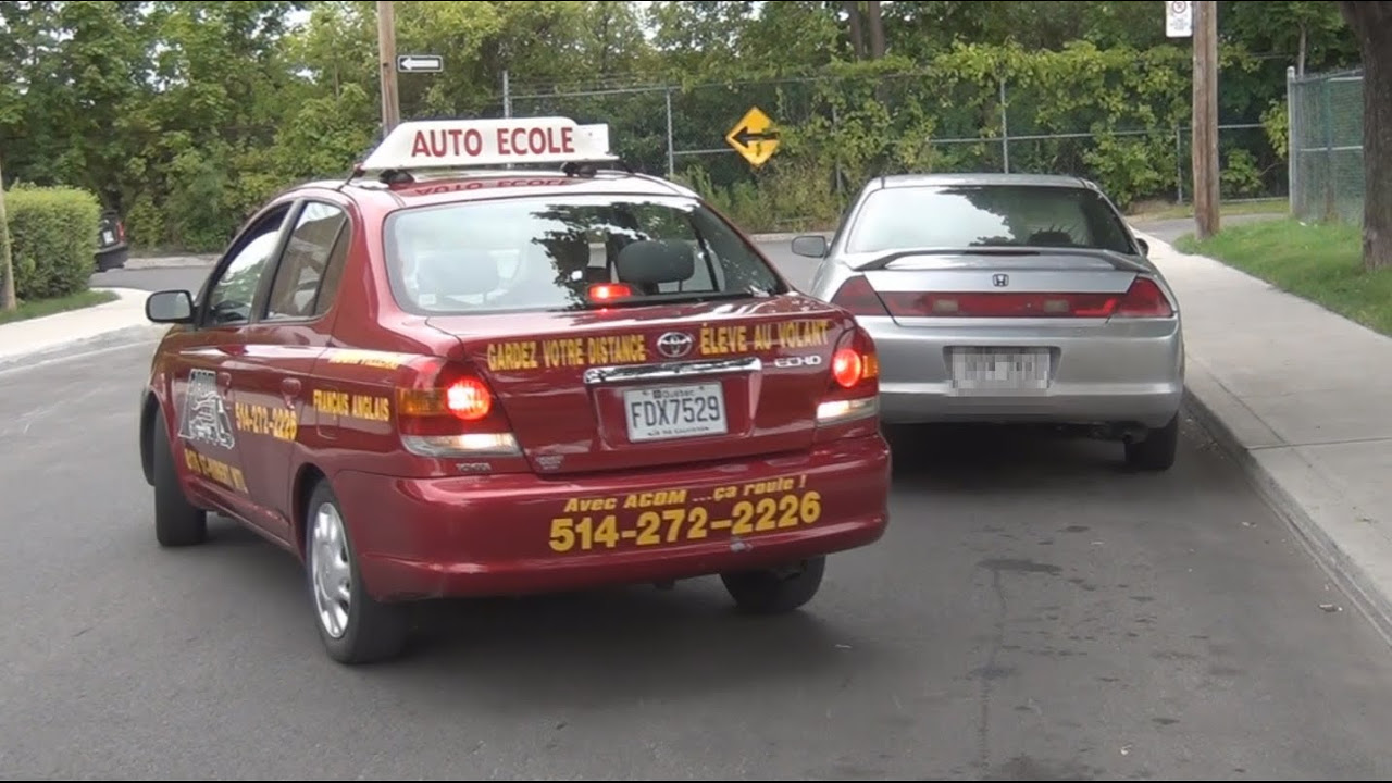 How to Parallel Park (Perfect Parallel Parking in 3 Easy Steps)