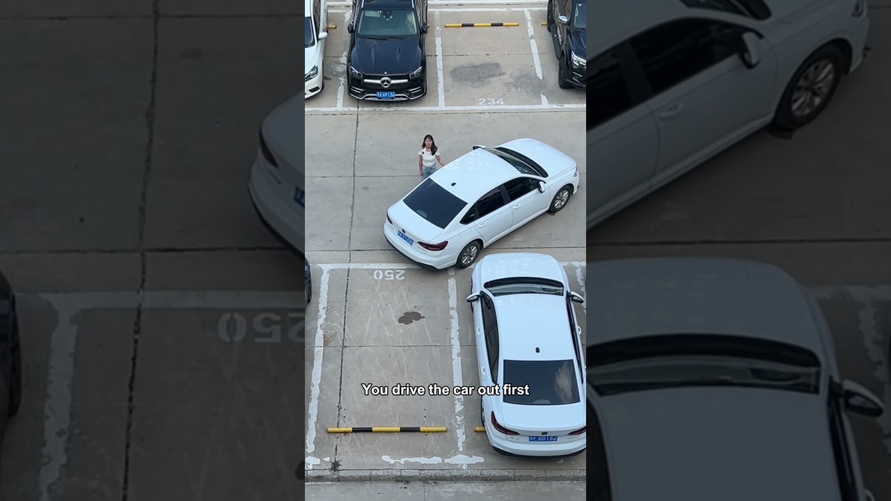 Super simple tutorial on reversing into a parking space #skills # ...